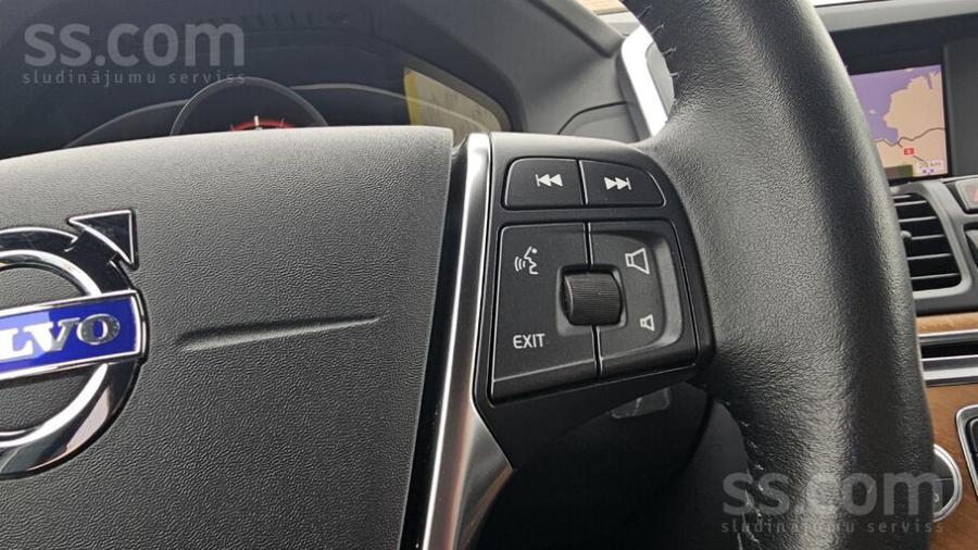 Pelēks Volvo XC60 2017 Limbaži, ar dzinēja tilpumu 2.00 L un nobraukumu 210 tūkst. km par 13750 €, foto 18 vietnē AUTOMOTO.COM.LV
