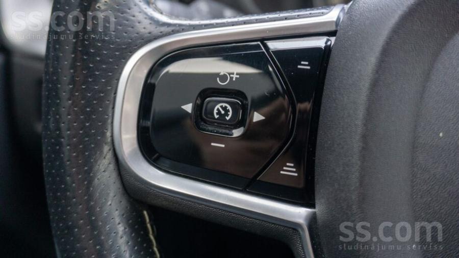 Pelēks Volvo XC60 2017 Rīga, ar dzinēja tilpumu 2.00 L un nobraukumu 233 tūkst. km par 21490 €, foto 22 vietnē AUTOMOTO.COM.LV