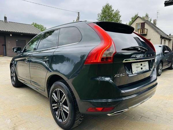 Pelēks Volvo XC60 2017 Kauņa, ar dzinēja tilpumu 2.00 L un nobraukumu 274 tūkst. km par 11550 €, foto 4 vietnē AUTOMOTO.COM.LV