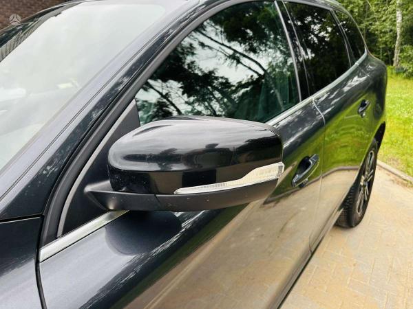 Pelēks Volvo XC60 2017 Kauņa, ar dzinēja tilpumu 2.00 L un nobraukumu 274 tūkst. km par 11550 €, foto 10 vietnē AUTOMOTO.COM.LV