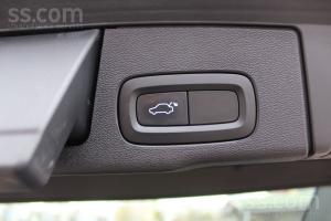 Pelēks Volvo XC60 2017 Liepāja, ar dzinēja tilpumu 2.00 L un nobraukumu 296 tūkst. km par 17500 €, foto 7 vietnē AUTOMOTO.COM.LV