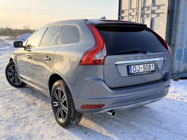 Pelēks Volvo XC60 2017 Rīga, ar dzinēja tilpumu 2.00 L un nobraukumu 250 tūkst. km par 12995 €, foto 2 vietnē AUTOMOTO.COM.LV