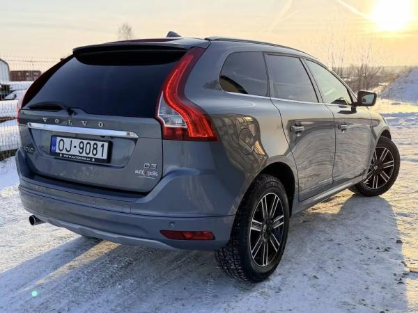 Pelēks Volvo XC60 2017 Rīga, ar dzinēja tilpumu 2.00 L un nobraukumu 250 tūkst. km par 12995 €, foto 4 vietnē AUTOMOTO.COM.LV