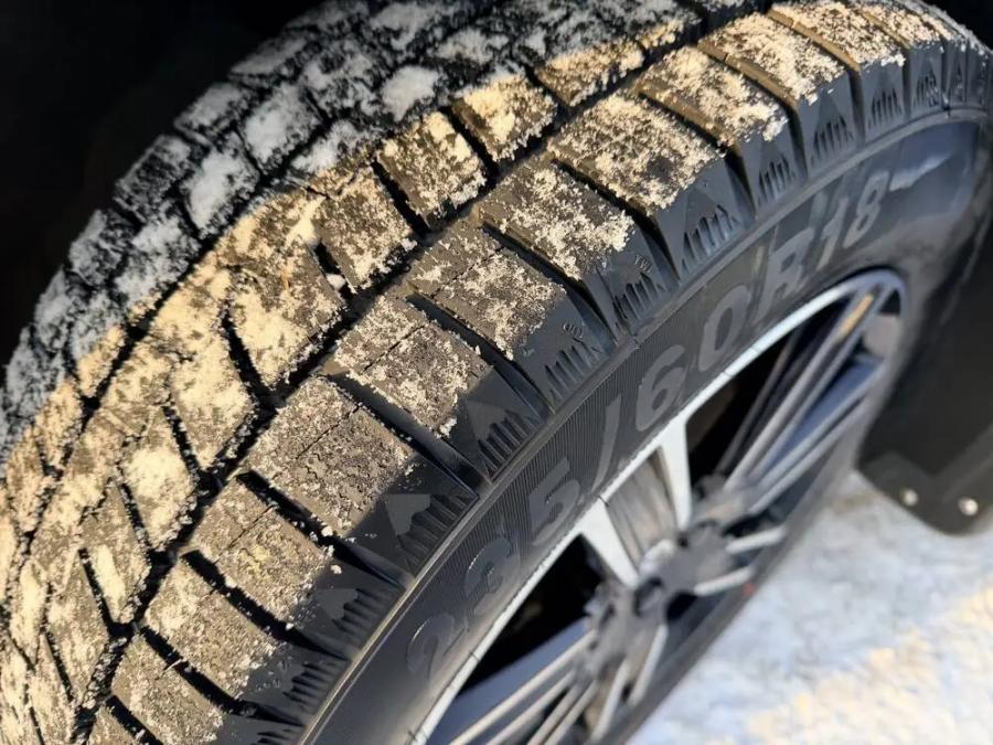 Pelēks Volvo XC60 2017 Rīga, ar dzinēja tilpumu 2.00 L un nobraukumu 250 tūkst. km par 12995 €, foto 20 vietnē AUTOMOTO.COM.LV