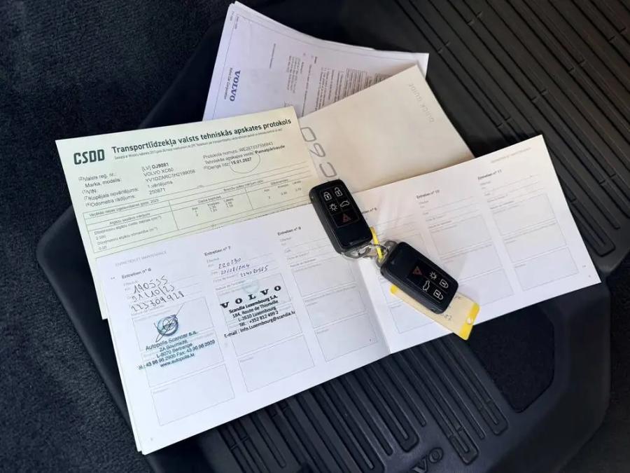 Pelēks Volvo XC60 2017 Rīga, ar dzinēja tilpumu 2.00 L un nobraukumu 250 tūkst. km par 12995 €, foto 32 vietnē AUTOMOTO.COM.LV