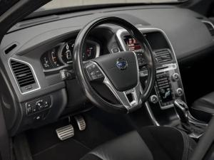Pelēks Volvo XC60 2017 Rīga, ar dzinēja tilpumu 2.40 L un nobraukumu 179 tūkst. km par 17300 €, foto 10 vietnē AUTOMOTO.COM.LV