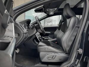 Pelēks Volvo XC60 2017 Rīga, ar dzinēja tilpumu 2.40 L un nobraukumu 179 tūkst. km par 17300 €, foto 14 vietnē AUTOMOTO.COM.LV