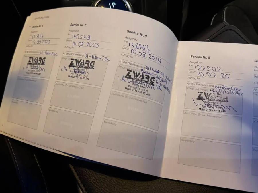 Pelēks Volvo XC60 2017 Rīga, ar dzinēja tilpumu 2.40 L un nobraukumu 179 tūkst. km par 17300 €, foto 36 vietnē AUTOMOTO.COM.LV