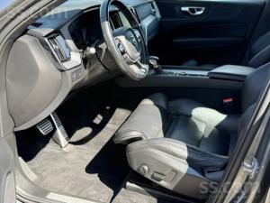 Pelēks Volvo XC60 2017 Rīga, ar dzinēja tilpumu 2.00 L un nobraukumu 260 tūkst. km par 18890 €, foto 7 vietnē AUTOMOTO.COM.LV