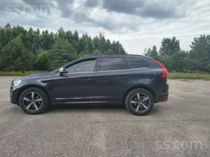Pelēks Volvo XC60 2017 Daugavpils, ar dzinēja tilpumu 2.40 L un nobraukumu 191 tūkst. km par 13700 €, foto 7 vietnē AUTOMOTO.COM.LV