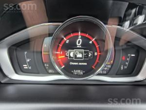 Pelēks Volvo XC60 2017 Daugavpils, ar dzinēja tilpumu 2.40 L un nobraukumu 191 tūkst. km par 13700 €, foto 13 vietnē AUTOMOTO.COM.LV