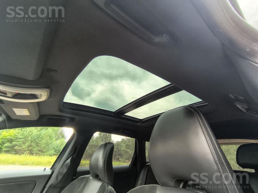Pelēks Volvo XC60 2017 Daugavpils, ar dzinēja tilpumu 2.40 L un nobraukumu 191 tūkst. km par 13700 €, foto 16 vietnē AUTOMOTO.COM.LV