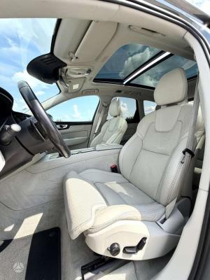 Pelēks Volvo XC60 2017 Tauragė, ar dzinēja tilpumu 2.00 L un nobraukumu 159 tūkst. km par 19900 €, foto 33 vietnē AUTOMOTO.COM.LV