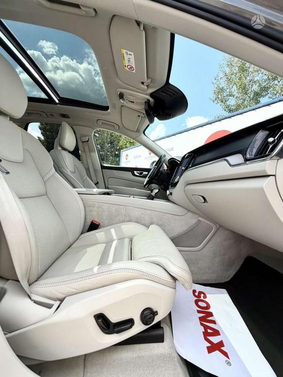 Pelēks Volvo XC60 2017 Tauragė, ar dzinēja tilpumu 2.00 L un nobraukumu 159 tūkst. km par 19900 €, foto 36 vietnē AUTOMOTO.COM.LV