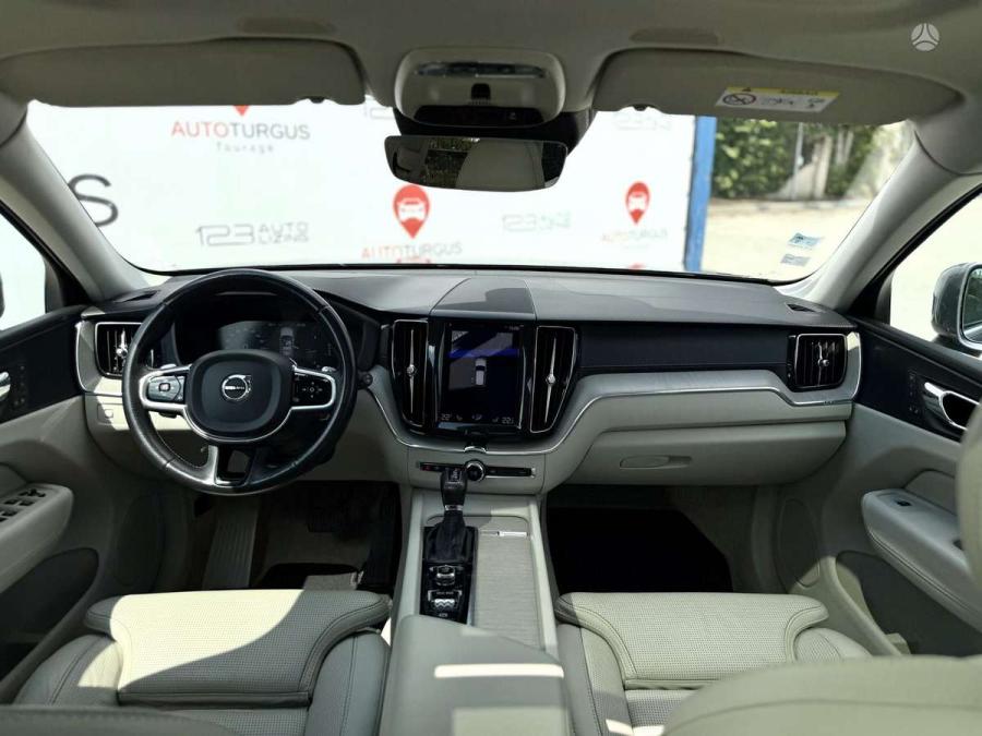 Pelēks Volvo XC60 2017 Tauragė, ar dzinēja tilpumu 2.00 L un nobraukumu 159 tūkst. km par 19900 €, foto 44 vietnē AUTOMOTO.COM.LV