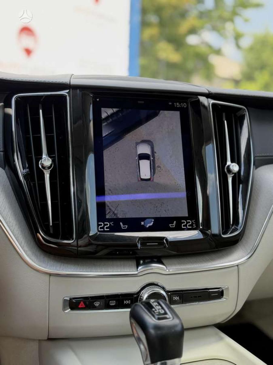 Pelēks Volvo XC60 2017 Tauragė, ar dzinēja tilpumu 2.00 L un nobraukumu 159 tūkst. km par 19900 €, foto 51 vietnē AUTOMOTO.COM.LV
