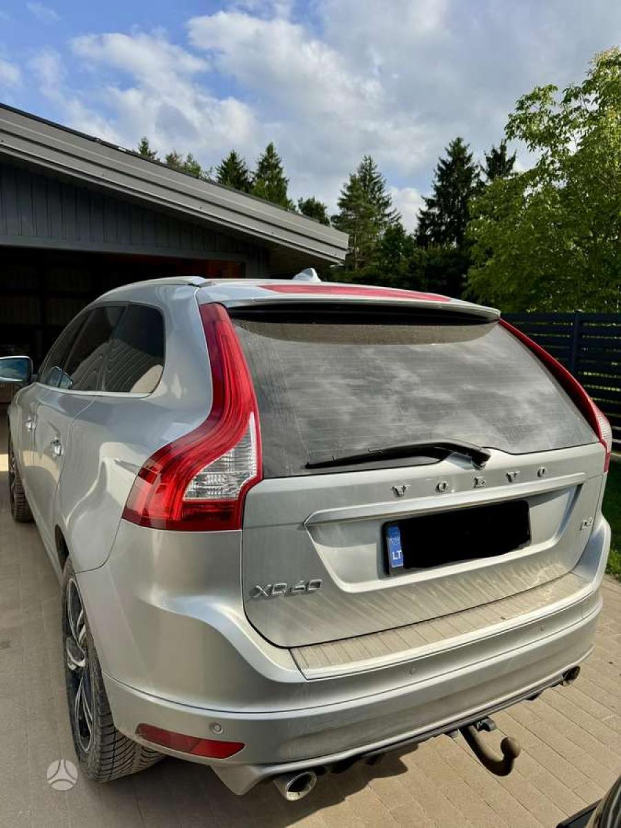 Pelēks Volvo XC60 2017 Kauņa, ar dzinēja tilpumu 1.97 L un nobraukumu 249 tūkst. km par 12000 €, foto 5 vietnē AUTOMOTO.COM.LV