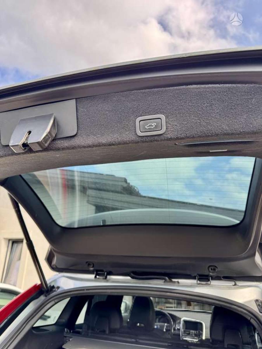 Pelēks Volvo XC60 2017 Kauņa, ar dzinēja tilpumu 1.97 L un nobraukumu 249 tūkst. km par 12000 €, foto 8 vietnē AUTOMOTO.COM.LV