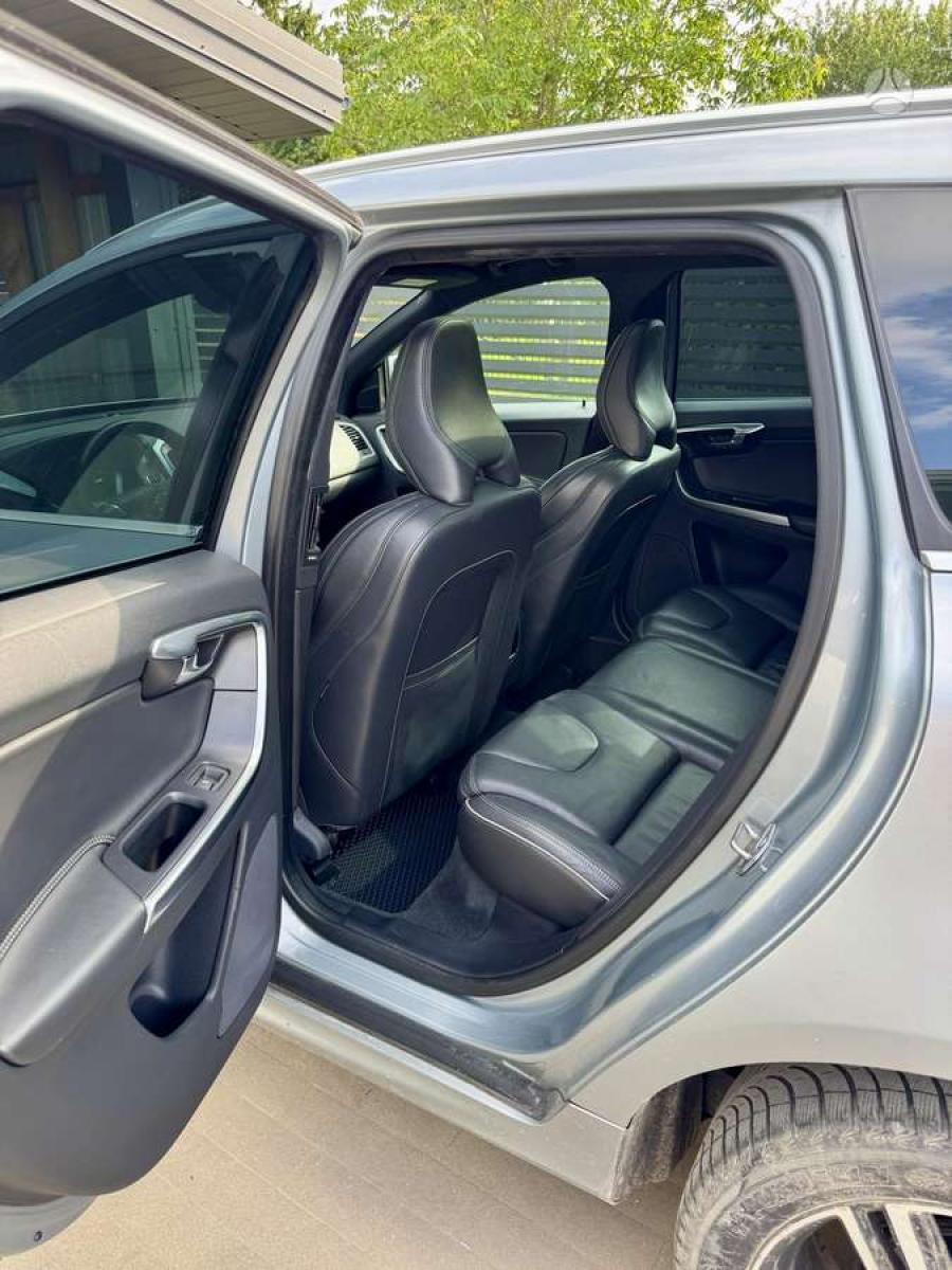 Pelēks Volvo XC60 2017 Kauņa, ar dzinēja tilpumu 1.97 L un nobraukumu 249 tūkst. km par 12000 €, foto 11 vietnē AUTOMOTO.COM.LV