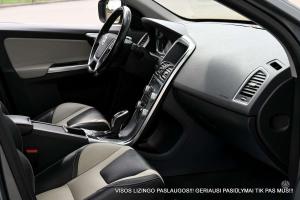Pelēks Volvo XC60 2017 Kretinga, ar dzinēja tilpumu 1.97 L un nobraukumu 198 tūkst. km par 13999 €, foto 28 vietnē AUTOMOTO.COM.LV