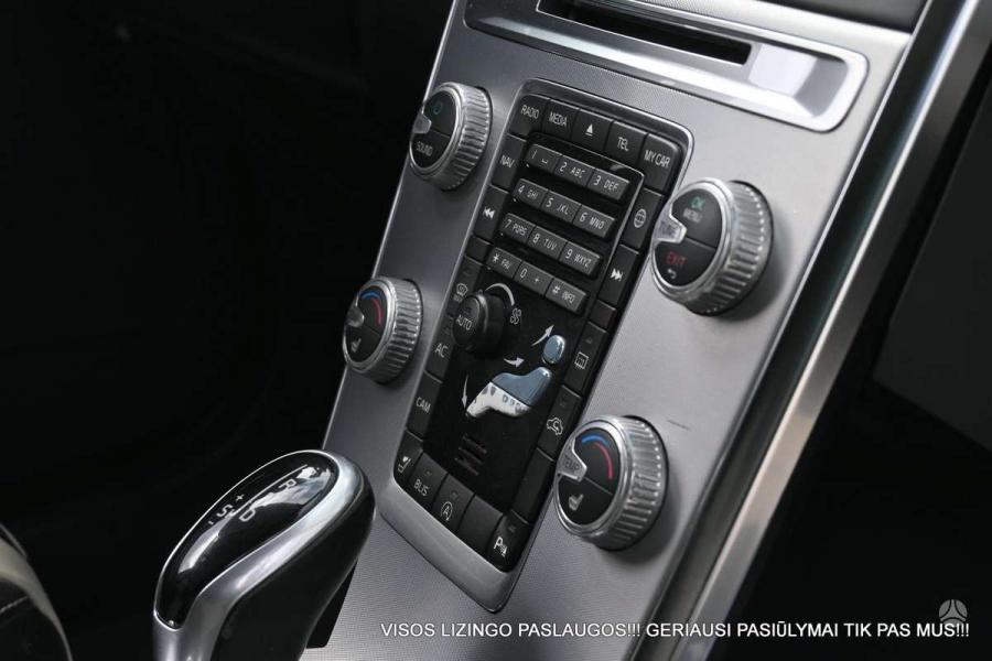 Pelēks Volvo XC60 2017 Kretinga, ar dzinēja tilpumu 1.97 L un nobraukumu 198 tūkst. km par 13999 €, foto 29 vietnē AUTOMOTO.COM.LV