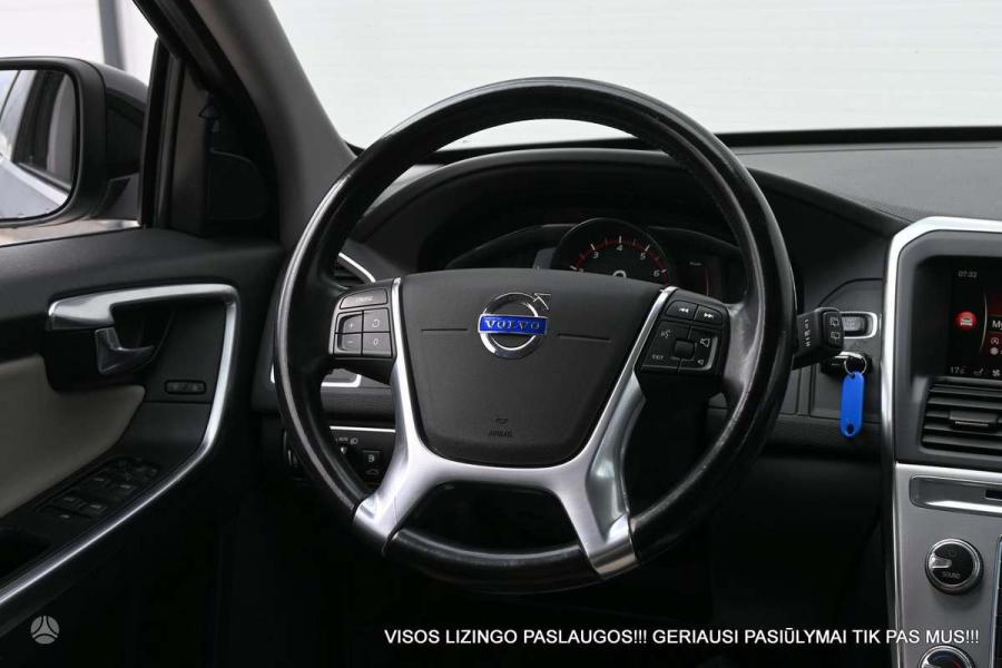 Pelēks Volvo XC60 2017 Kretinga, ar dzinēja tilpumu 1.97 L un nobraukumu 198 tūkst. km par 13999 €, foto 31 vietnē AUTOMOTO.COM.LV