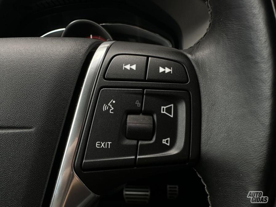Pelēks Volvo XC60 2017 Avižieniai, ar dzinēja tilpumu 2.40 L un nobraukumu 188 tūkst. km par 17550 €, foto 11 vietnē AUTOMOTO.COM.LV