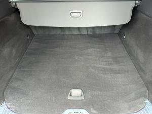Pelēks Volvo XC60 2017 Avižieniai, ar dzinēja tilpumu 2.40 L un nobraukumu 188 tūkst. km par 17550 €, foto 18 vietnē AUTOMOTO.COM.LV