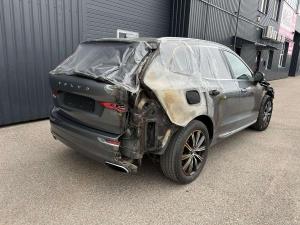 Grey Volvo XC60 2017 in Alytus, with an engine capacity of 1.97 L and mileage of 229 thousand km for 8800 €, photo 9 on AUTOMOTO.COM.LV