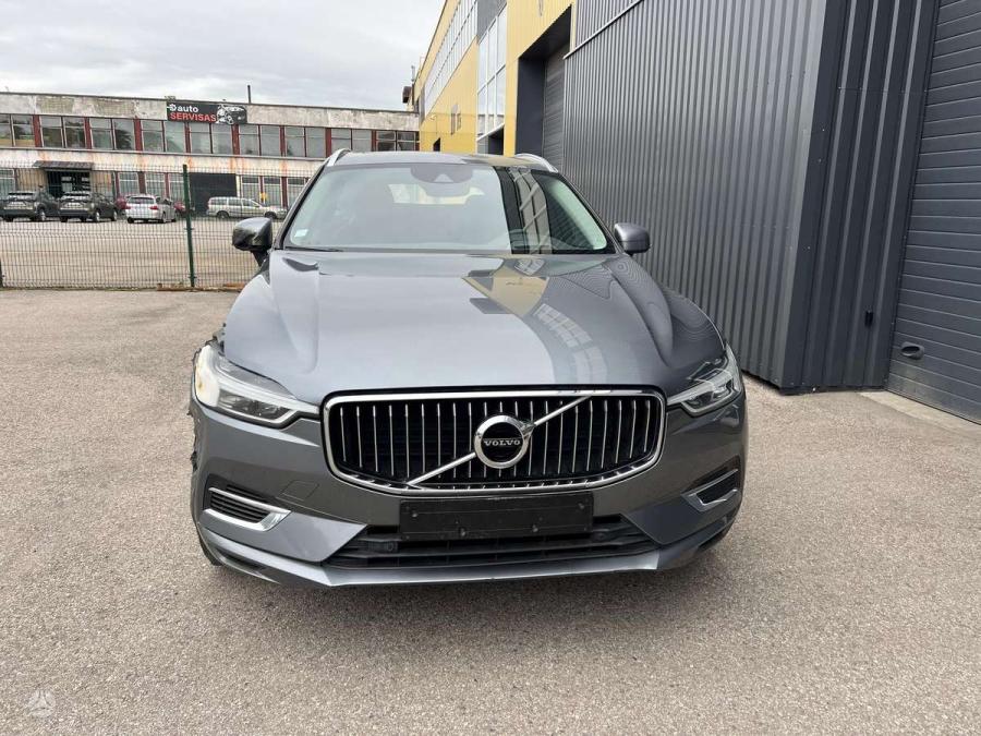 Grey Volvo XC60 2017 in Alytus, with an engine capacity of 1.97 L and mileage of 229 thousand km for 8800 €, photo 15 on AUTOMOTO.COM.LV