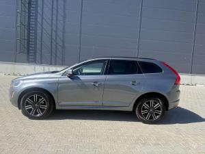 Grey Volvo XC60 2017 in Siauliai, with an engine capacity of 1.97 L and mileage of 270 thousand km for 11200 €, photo 5 on AUTOMOTO.COM.LV