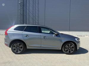 Grey Volvo XC60 2017 in Siauliai, with an engine capacity of 1.97 L and mileage of 270 thousand km for 11200 €, photo 9 on AUTOMOTO.COM.LV