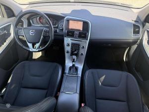 Grey Volvo XC60 2017 in Siauliai, with an engine capacity of 1.97 L and mileage of 270 thousand km for 11200 €, photo 16 on AUTOMOTO.COM.LV