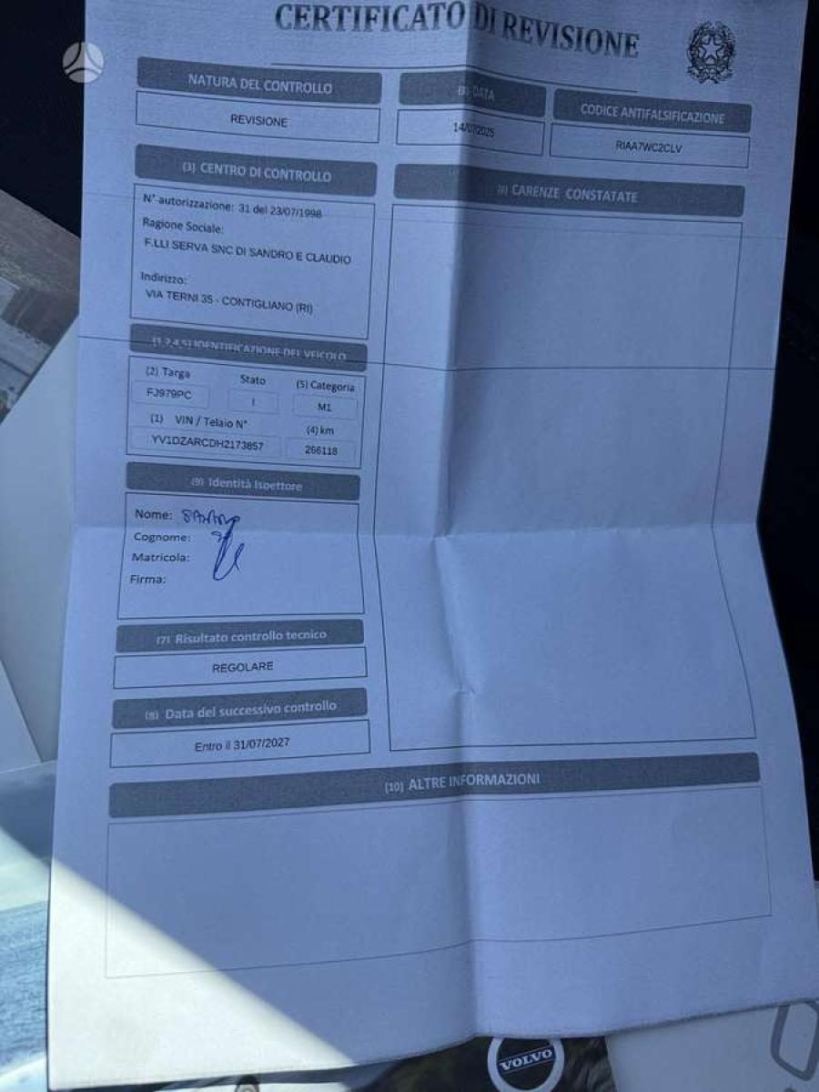 Grey Volvo XC60 2017 in Siauliai, with an engine capacity of 1.97 L and mileage of 270 thousand km for 11200 €, photo 24 on AUTOMOTO.COM.LV