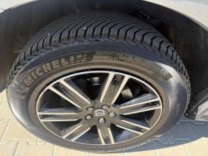 Grey Volvo XC60 2017 in Siauliai, with an engine capacity of 1.97 L and mileage of 270 thousand km for 11200 €, photo 27 on AUTOMOTO.COM.LV