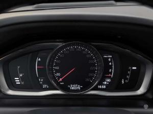 Grey Volvo XC60 2017 in Vilnius, with an engine capacity of 1.97 L and mileage of 185 thousand km for 14999 €, photo 34 on AUTOMOTO.COM.LV