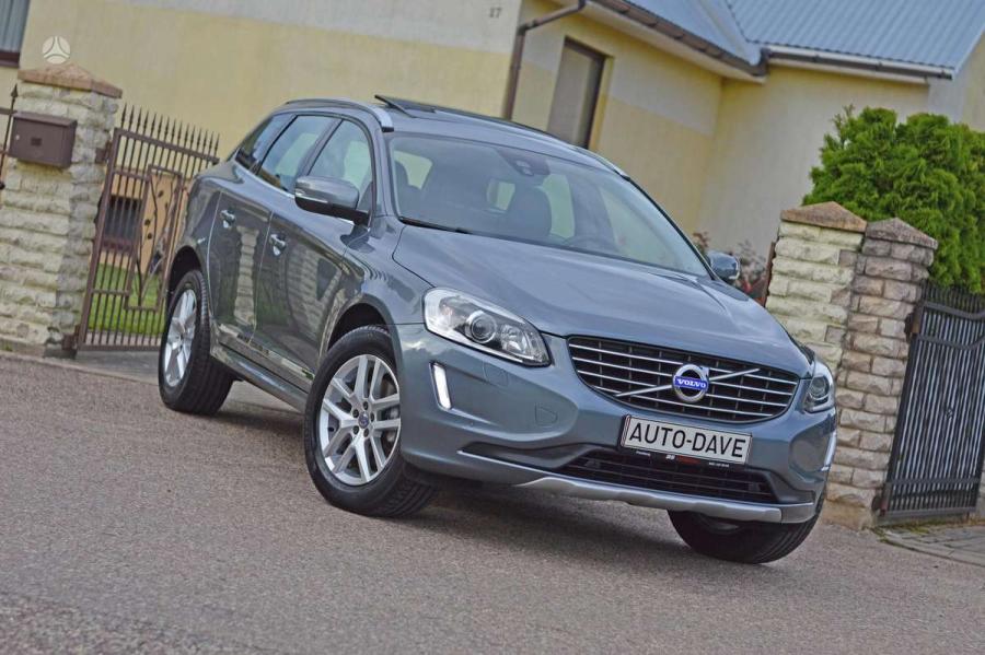 Grey Volvo XC60 2017 in Vilnius, with an engine capacity of 2.40 L and mileage of 175 thousand km for 16750 €, photo 3 on AUTOMOTO.COM.LV
