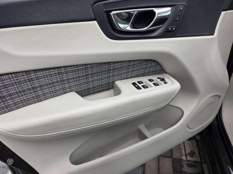 Pelēks Volvo XC60 2017 Klaipėda, ar dzinēja tilpumu 2.00 L un nobraukumu 237 tūkst. km par 17500 €, foto 7 vietnē AUTOMOTO.COM.LV