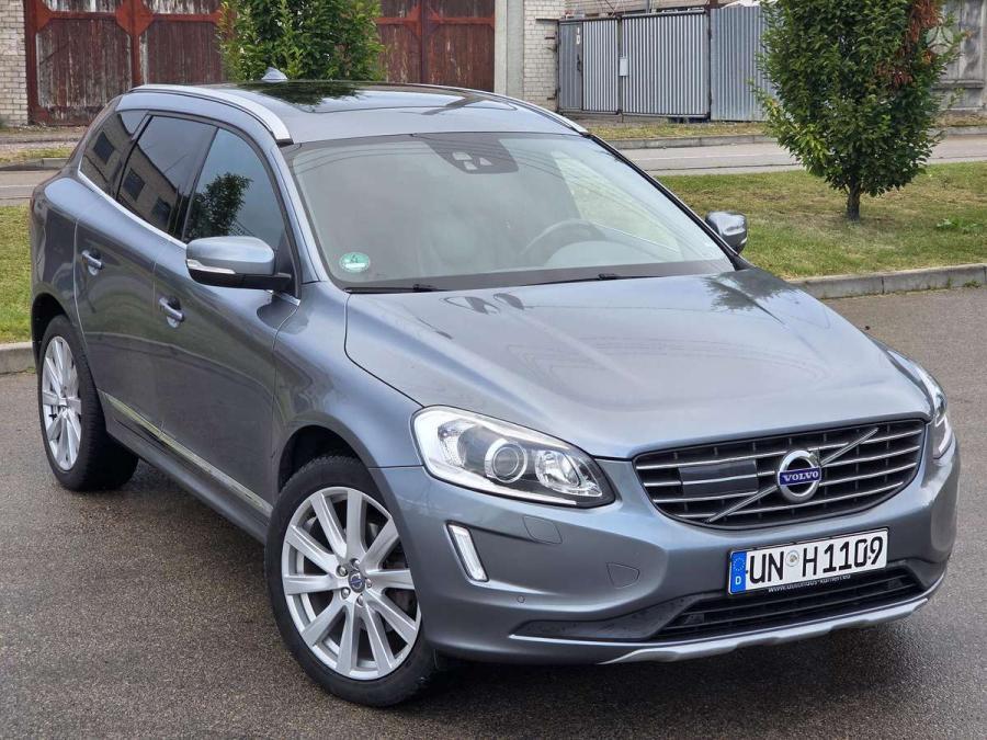 Pelēks Volvo XC60 2017 Kauņa, ar dzinēja tilpumu 2.40 L un nobraukumu 160 tūkst. km par 17600 €, foto 1 vietnē AUTOMOTO.COM.LV