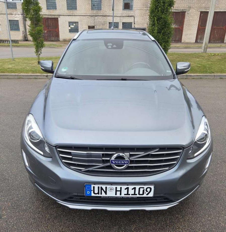 Pelēks Volvo XC60 2017 Kauņa, ar dzinēja tilpumu 2.40 L un nobraukumu 160 tūkst. km par 17600 €, foto 4 vietnē AUTOMOTO.COM.LV