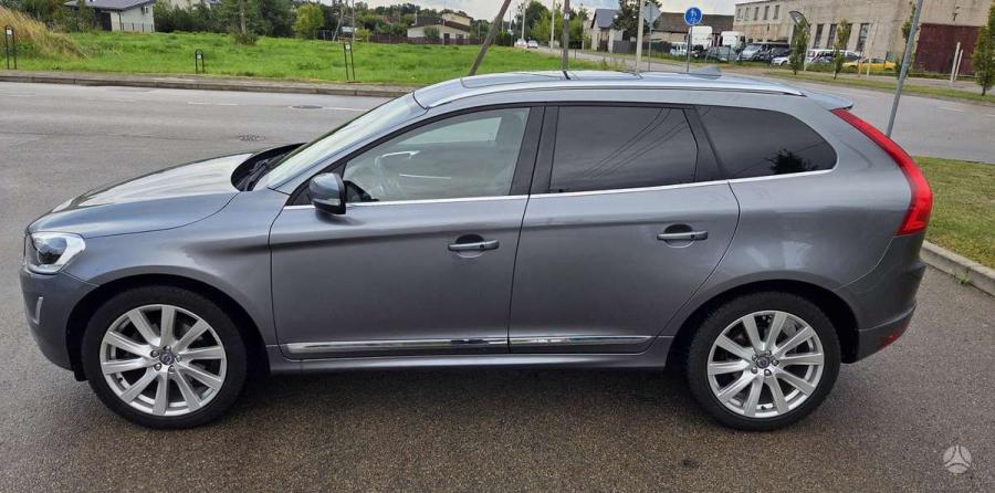 Pelēks Volvo XC60 2017 Kauņa, ar dzinēja tilpumu 2.40 L un nobraukumu 160 tūkst. km par 17600 €, foto 7 vietnē AUTOMOTO.COM.LV