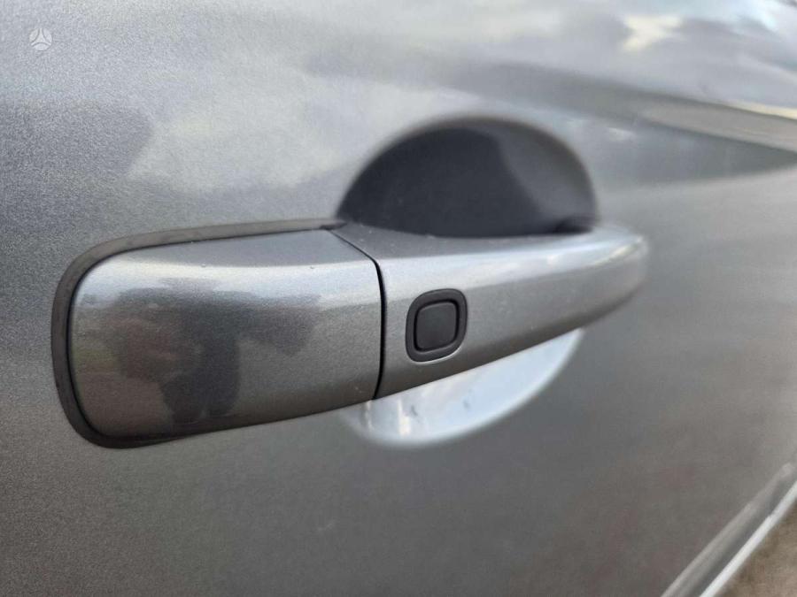 Pelēks Volvo XC60 2017 Kauņa, ar dzinēja tilpumu 2.40 L un nobraukumu 160 tūkst. km par 17600 €, foto 20 vietnē AUTOMOTO.COM.LV