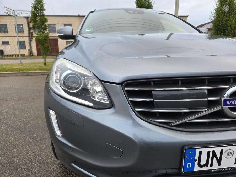 Pelēks Volvo XC60 2017 Kauņa, ar dzinēja tilpumu 2.40 L un nobraukumu 160 tūkst. km par 17600 €, foto 40 vietnē AUTOMOTO.COM.LV