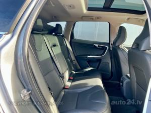 Grey Volvo XC60 2017 in Tallinn, with an engine capacity of 2.40 L and mileage of 0 thousand km for 16999 €, photo 17 on AUTOMOTO.COM.LV