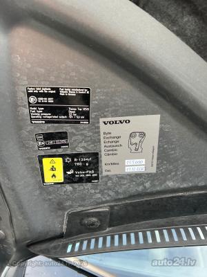 Grey Volvo XC60 2017 in Tallinn, with an engine capacity of 2.40 L and mileage of 0 thousand km for 16999 €, photo 30 on AUTOMOTO.COM.LV