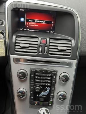 Pelēks Volvo XC60 2017 Rīga, ar dzinēja tilpumu 2.00 L un nobraukumu 0 tūkst. km par 17400 €, foto 10 vietnē AUTOMOTO.COM.LV