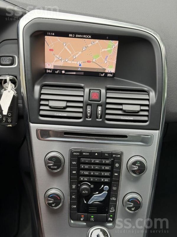 Volvo XC60 2017 Rīga vietnē Pelēks Volvo XC60 2017 Rīga, ar dzinēja tilpumu 2.00 L un nobraukumu 0 tūkst. km par 17400 €, foto 11 vietnē AUTOMOTO.COM.LV