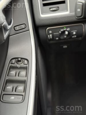 Pelēks Volvo XC60 2017 Rīga, ar dzinēja tilpumu 2.00 L un nobraukumu 0 tūkst. km par 17400 €, foto 14 vietnē AUTOMOTO.COM.LV