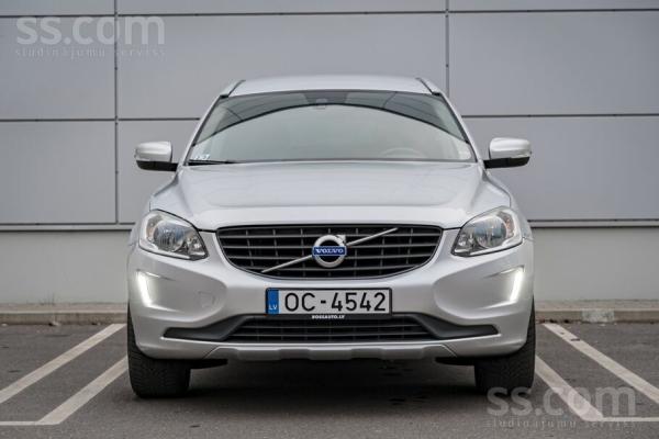 Pelēks Volvo XC60 2018 Rīga, ar dzinēja tilpumu 2.00 L un nobraukumu 0 tūkst. km par 15500 €, foto 2 vietnē AUTOMOTO.COM.LV