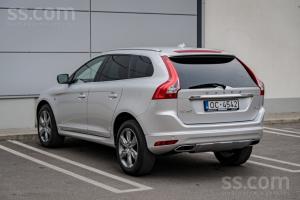 Pelēks Volvo XC60 2018 Rīga, ar dzinēja tilpumu 2.00 L un nobraukumu 0 tūkst. km par 15500 €, foto 6 vietnē AUTOMOTO.COM.LV